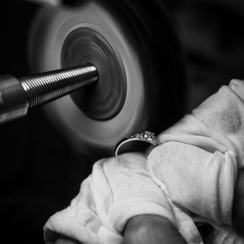 Manufacturer of high quality jewelry: Hans Rivoir GmbH